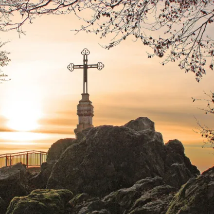 Easter 2021 Scripture Reflections | InterVarsity